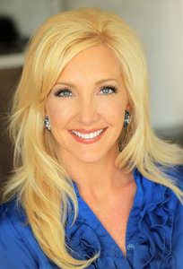 Dawn Rodrigues (fleurdelisdawn) - Stevenson Ranch, CA (195 books)