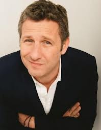 Gail Evans - Port Talbot, Y5, The United Kingdom (129 books)