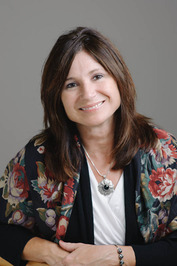 Maura Kelly - The United States (542 books)