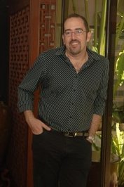 Chris Sharp (chris_sharp) - Singapore, 00, Singapore (327 books)