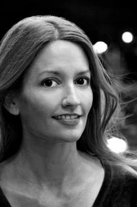 Jennifer Yarbrough (jennifer_yarbrough) (148 books)