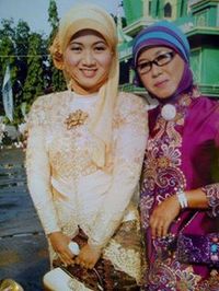 Rara Prawita - Jakarta, 04, Indonesia (2 books)