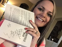 Amy Hitt-Jones (1,757 books)