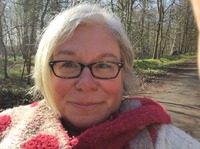 Helen Stanton - Elstree, N7, The United Kingdom (293 books)