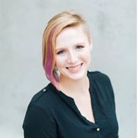 Sarah Shires - La Jolla, CA (415 books)