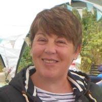 Elaine Sharp - The United Kingdom (221 books)