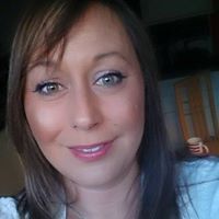 Emma Brierley - The United Kingdom (327 books)