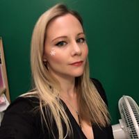 Aimee Lewis - London, H9, The United Kingdom (144 books)