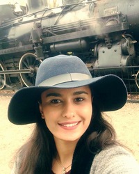 Aliza Khalid (alizakhalid) (259 books)