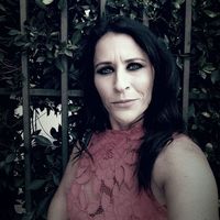 Sarah Patton - Corona, CA (911 books)