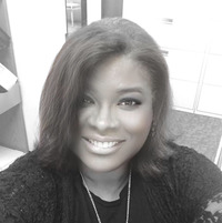 Tracy DeNeal - Whittier, CA (3,800 books)