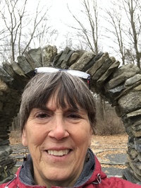 Debbie Sullivan (debsully) - Middletown, CT (699 books)