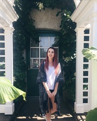 Sasha (sasha_rhodes) - Vancouver, BC, Canada (1,194 books)