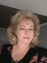 Stacey Blanton (kyragtopgirl) - Salyersville, KY (577 books)