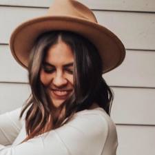 Emily Carter (emeryreads) - North Vancouver, BC, Canada (2,009 books)