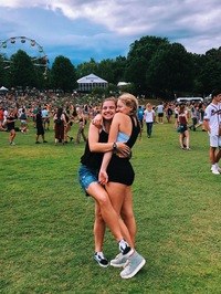 Elizabeth Rothschild - The United States (675 books)