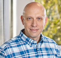 Randy Dickens II - Canton, OH (775 books)