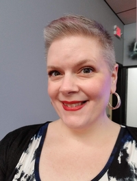 Stephanie McCown (stephaniemick1975) - Bellaire, MI (444 books)