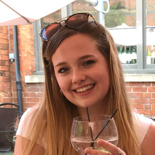 Emily Shilling - The United Kingdom (100 books)