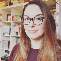 Hayley Knowles (hayleyejk) (1,021 books)