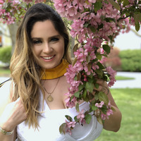 Sara Ciavarella - Chicago, IL (27 books)