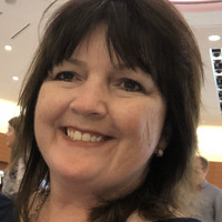 Julie Vaughan (txlibrarygirl) (1,908 books)
