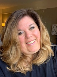 Shana Garrett - Finleyville, PA (176 books)