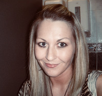 Nadine Thomas - Swansea, Wales, The United Kingdom (565 books)