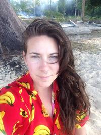 Elena (elegede) - Madrid, 29, Spain (558 books)