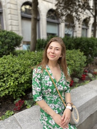 Maria - Toronto, ON, Canada (130 books)