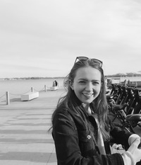 Hailey Burns - Kingston, ON, Canada (132 books)