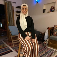 Manal (2,300 books)