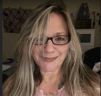 Lisa Montero - Howard Beach, NY (854 books)