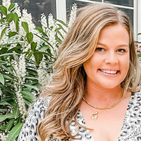 Emily Fairchild - Lexington, KY (160 books)