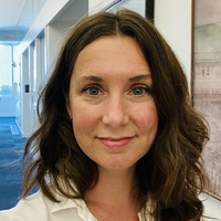 Julia Mcknight (juliamck) - Vancouver, BC, Canada (498 books)