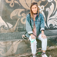 Molly Wade - Kansas City, MO (312 books)