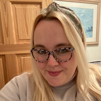 Katie Angus (925 books)