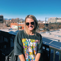 Hannah Jones - The United States (557 books)