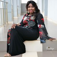 Lizzy Johnson (2 books)