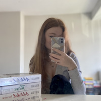 Chloe Elizabeth - The United Kingdom (911 books)