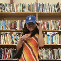 tia (tiasreading) (1,083 books)