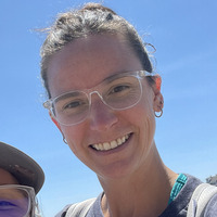 Jamie Romo - Rockford, MI (991 books)