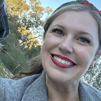 Allison Ruiz - The United States (835 books)