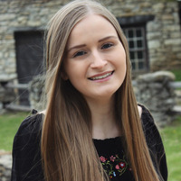 Lynsie (lynsiedaniels) (1,447 books)