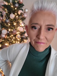 Becky Hood - Jefferson City, MO (1,261 books)