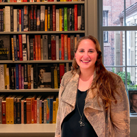 Erica Joy (sorry_ericaisbooked) - Boston, MA (3,175 books)