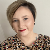 Brooke Hodge - Cleveland, OH (353 books)