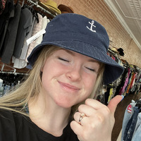 Sarah AppleGate - Larned, KS (65 books)