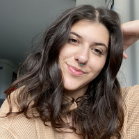 Laura Molnar (176 books)