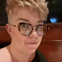 Devon Rose (missdevonrose) - The United States (1,875 books)